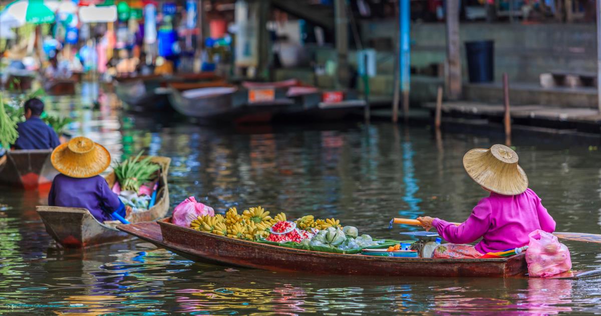 Discover Thailand's traditional markets